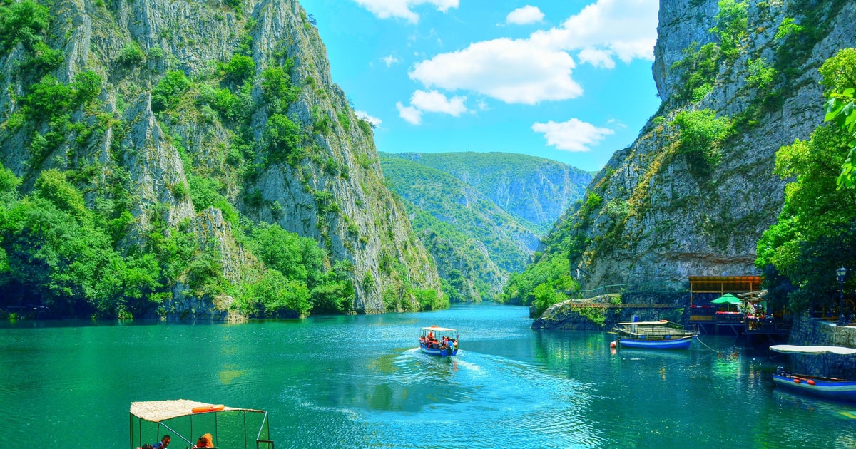 Desde Skopje: Cañón de Matka y Cruz del Milenio | GetYourGuide