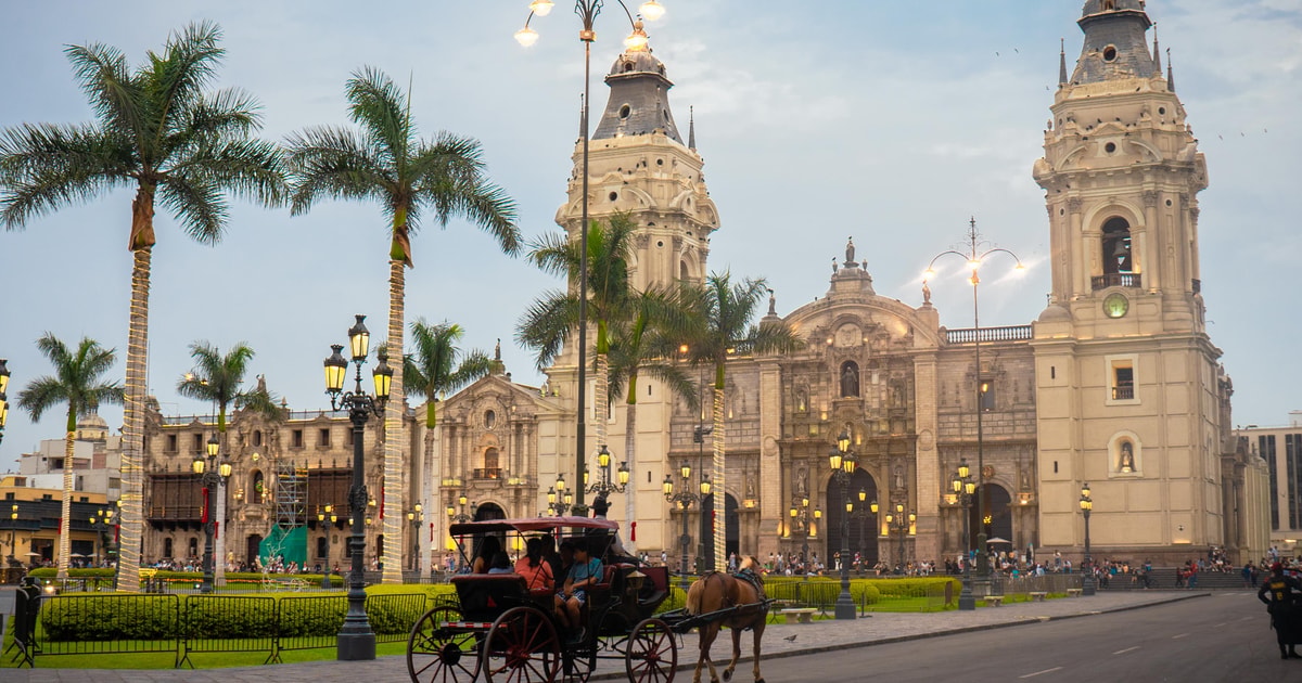 Byrundtur i Lima: Historisk centrum, Love Park og katakomber | GetYourGuide