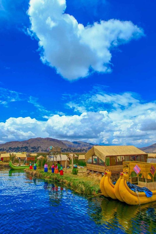 Puno: jazero Titicaca, Uros a Taquile 1-dňová prehliadka | GetYourGuide