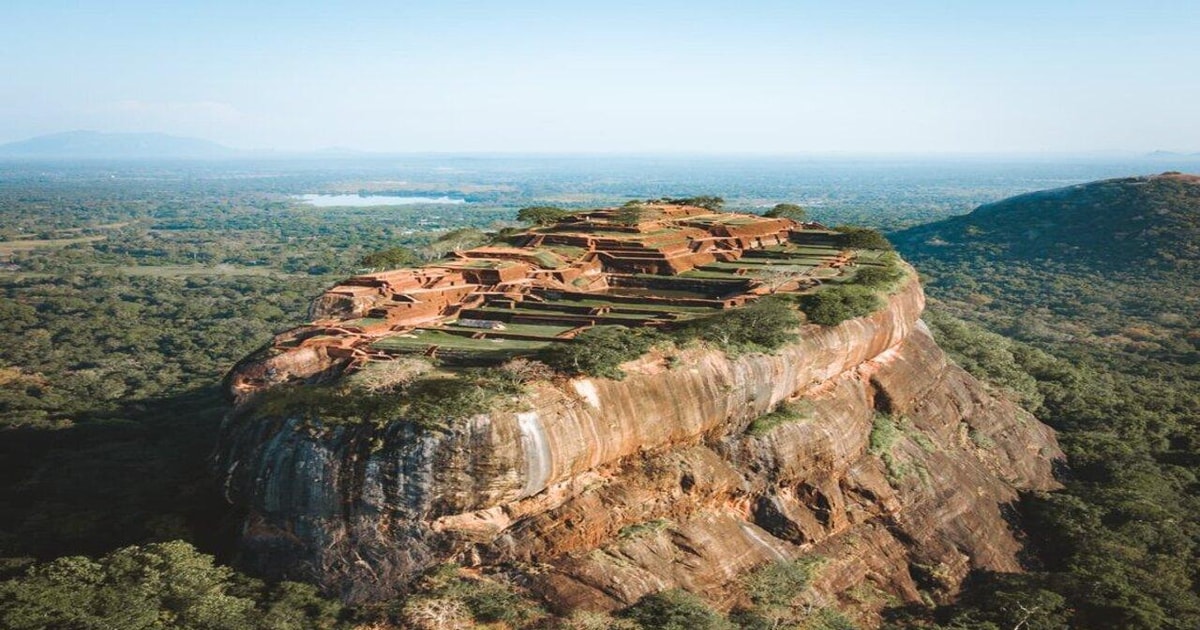 Sigiriya og Kandy 2-dages privat tur med overnatning | GetYourGuide
