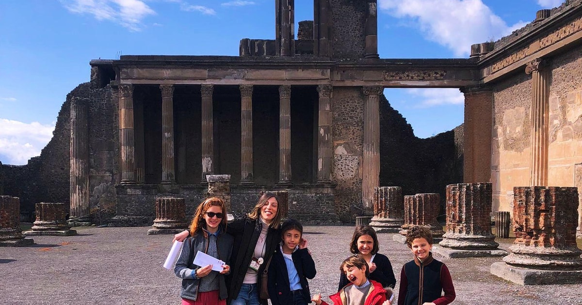 Pompeji: Tour für Kinder und Jugendliche mit Archäologen-Guide ...