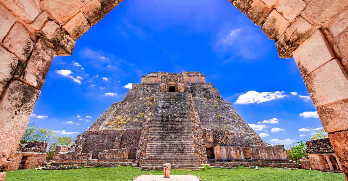 Vanuit Merida: Uxmal en Kabah Archeologische Sites Tour | GetYourGuide