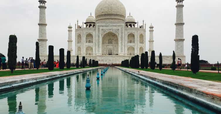 Fra Delhi: Dagstur til Agra med Vande Bharat Express | GetYourGuide