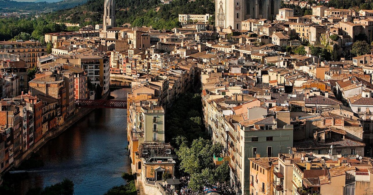 Girona Costa Brava: Exklusive Tour + GOT-Locations | GetYourGuide