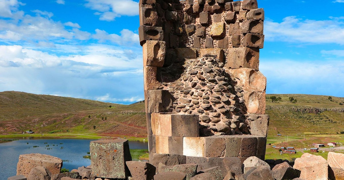 Puno: Excursión a las Chullpas de Sillustani | GetYourGuide