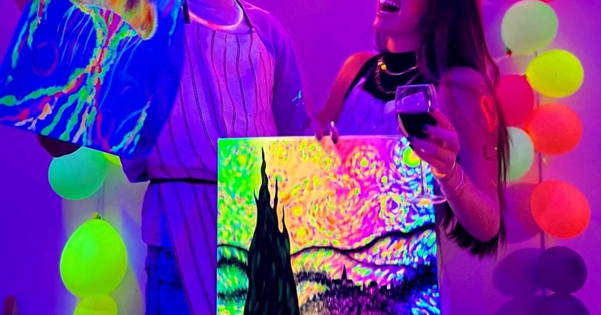 Sevilla: Wijn Gogh Glow Academy schilder- en drinklessen | GetYourGuide