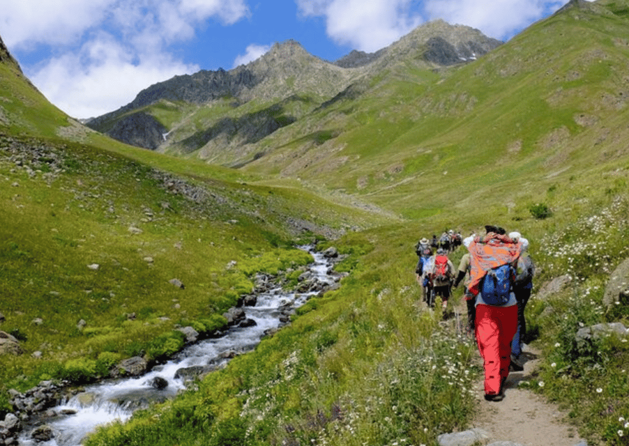 Manali Nature Walk (3 Hours Guided Trekking Experience) | GetYourGuide