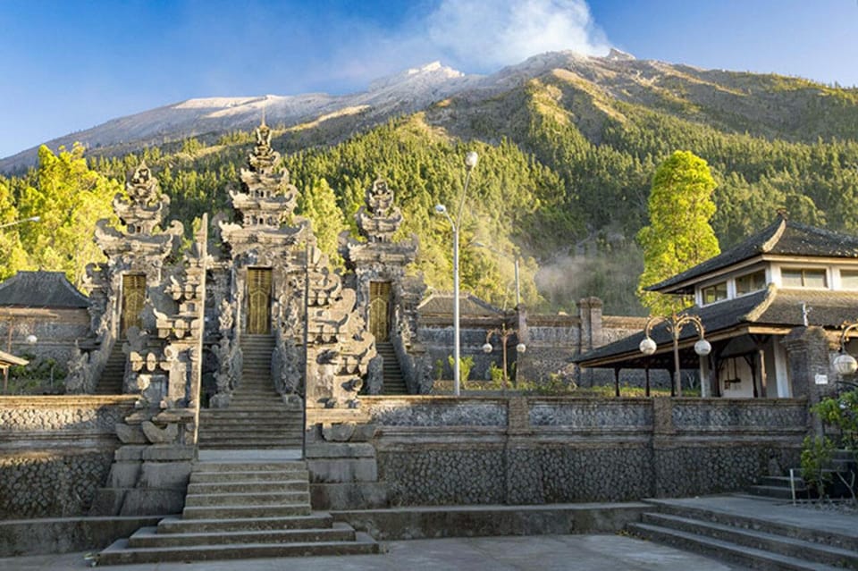 Bali : Mount Agung Sunrise Trek Shortcut route 3142M | GetYourGuide