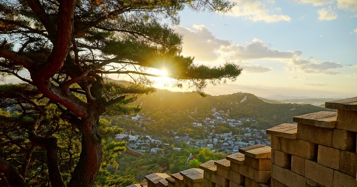 Hiking Mt. Bugaksan X Inwangsan + Korean food & drink | GetYourGuide