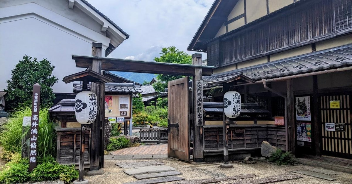 Historisch Obuse & Hokusai: Japan's 'Gekke Man van de Kunst' Tour ...