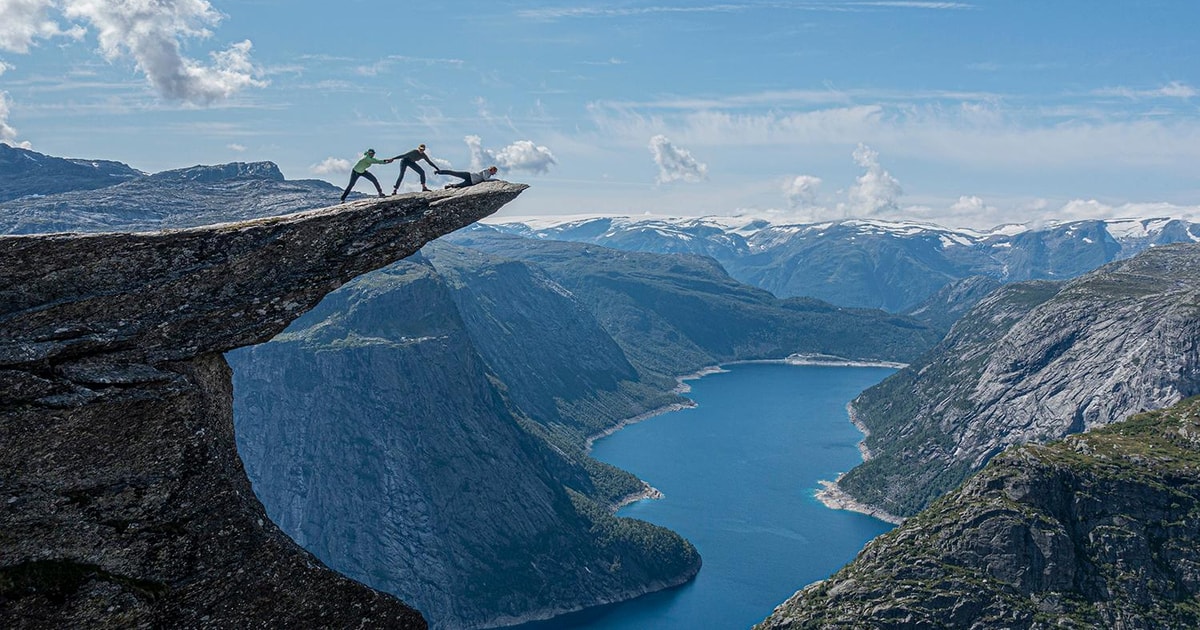 Trolltunga: Trolltunga Zomerwandeling | GetYourGuide