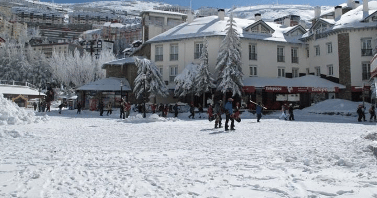 Sierra Nevada'dan; Granada şehrine özel transfer | GetYourGuide