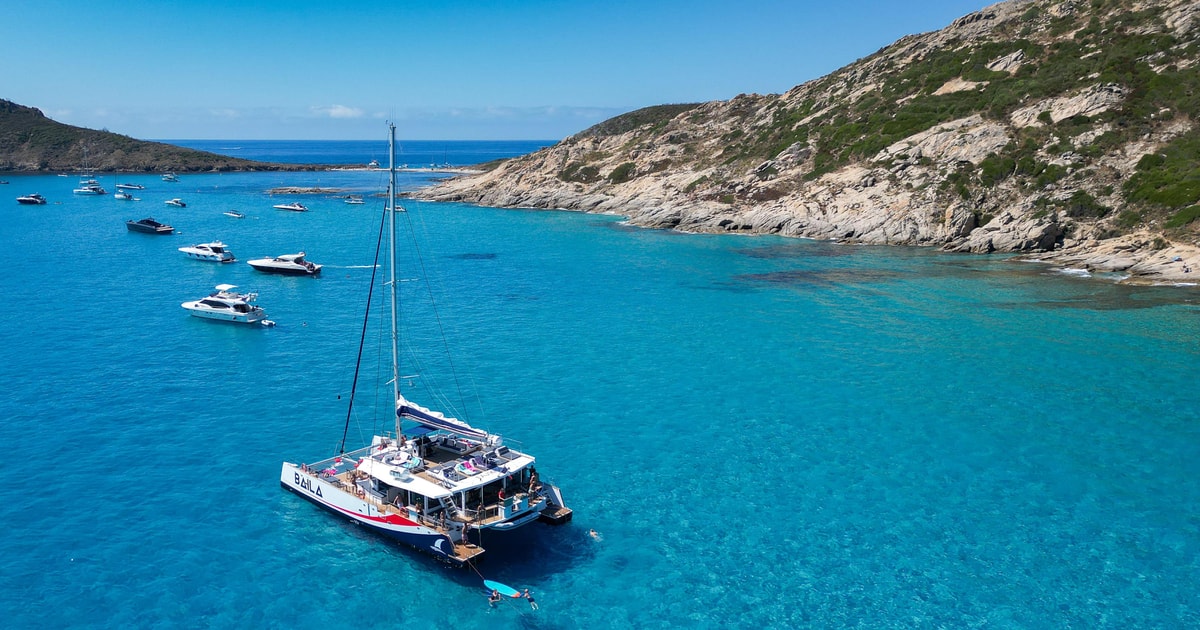 Saint-Raphaël: crucero de día completo con comida al cabo Taillat ...
