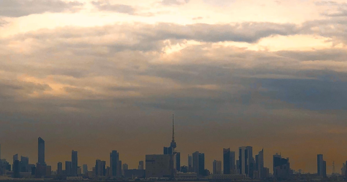 Kuwait: tour de día completo por la ciudad y el desierto | GetYourGuide