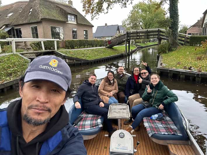 From Amsterdam: Giethoorn Small Group Tour with Boat Ride | GetYourGuide