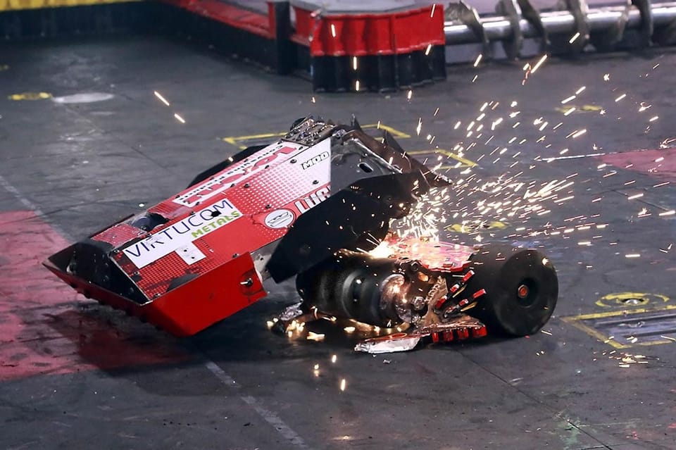 Las Vegas: BattleBots Destruct-A-Thon Show | GetYourGuide