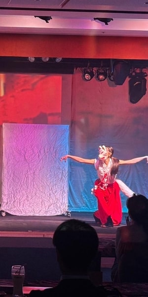 Tokyo: Traditional Story/Female Samurai Show with Drink | GetYourGuide
