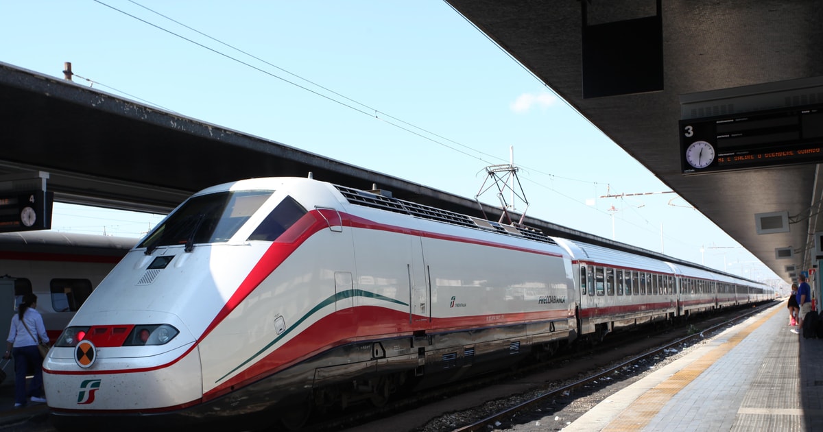Explore Pisa with Frecciabianca train from Rome | GetYourGuide