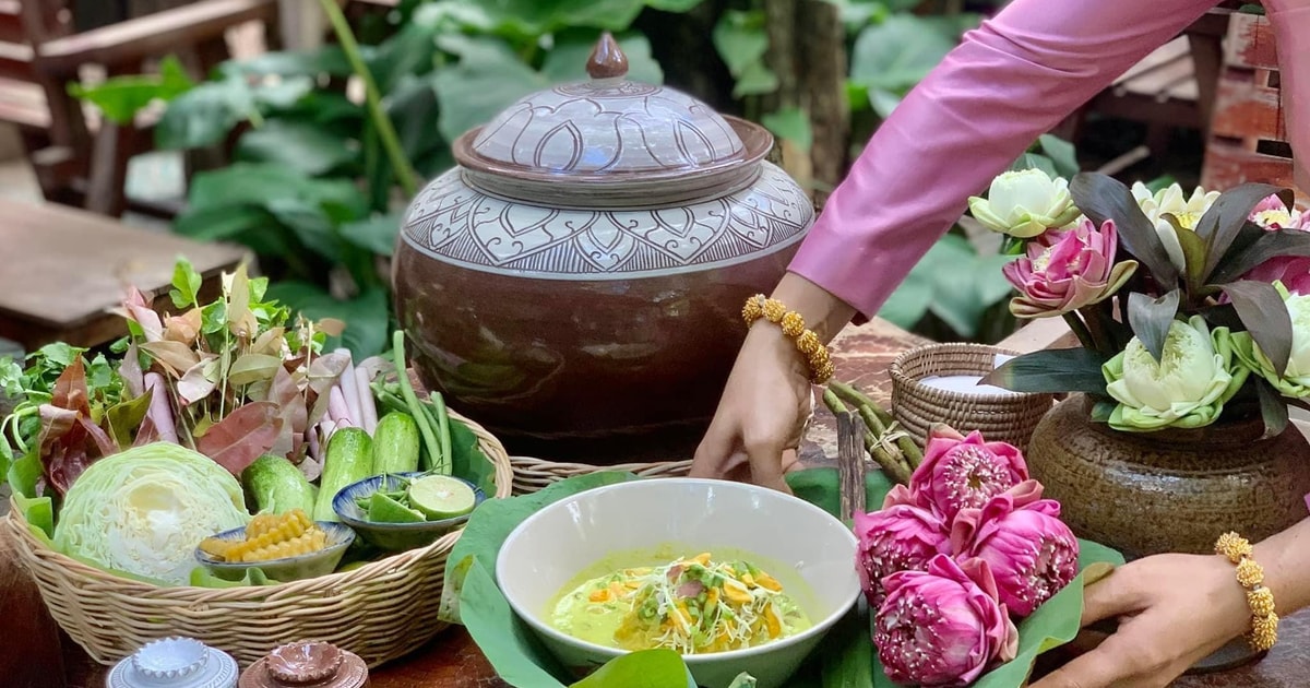 Siem Reap: Evening food Tour with Guided | GetYourGuide