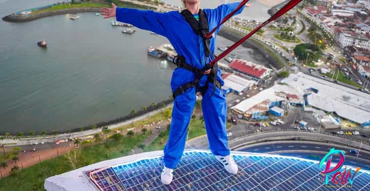 Ciudad de Panamá: POIN La Experiencia Edge | GetYourGuide