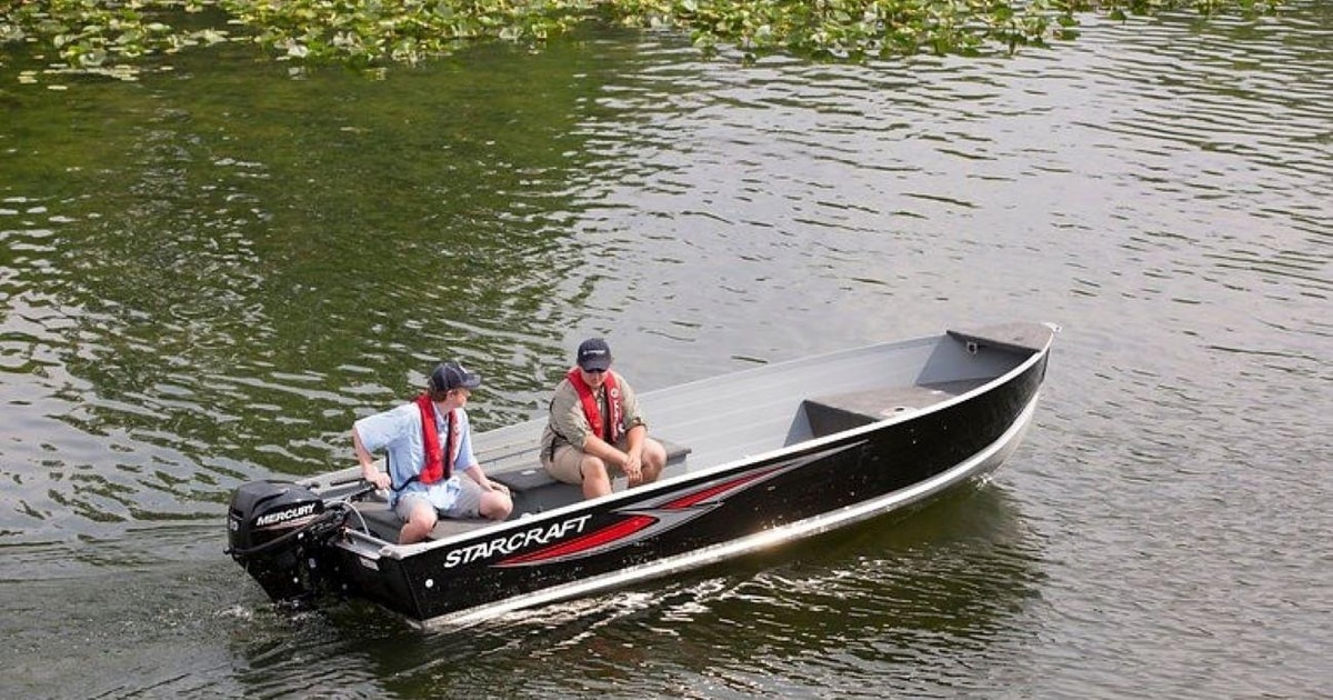 Belle River: StarCraft 14′ DLX Fishing Boat Rental | GetYourGuide