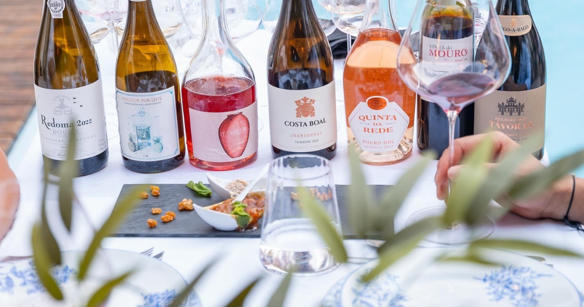 PORTUGESE WIJNPROEVERIJ IN HET HART VAN FARO | GetYourGuide