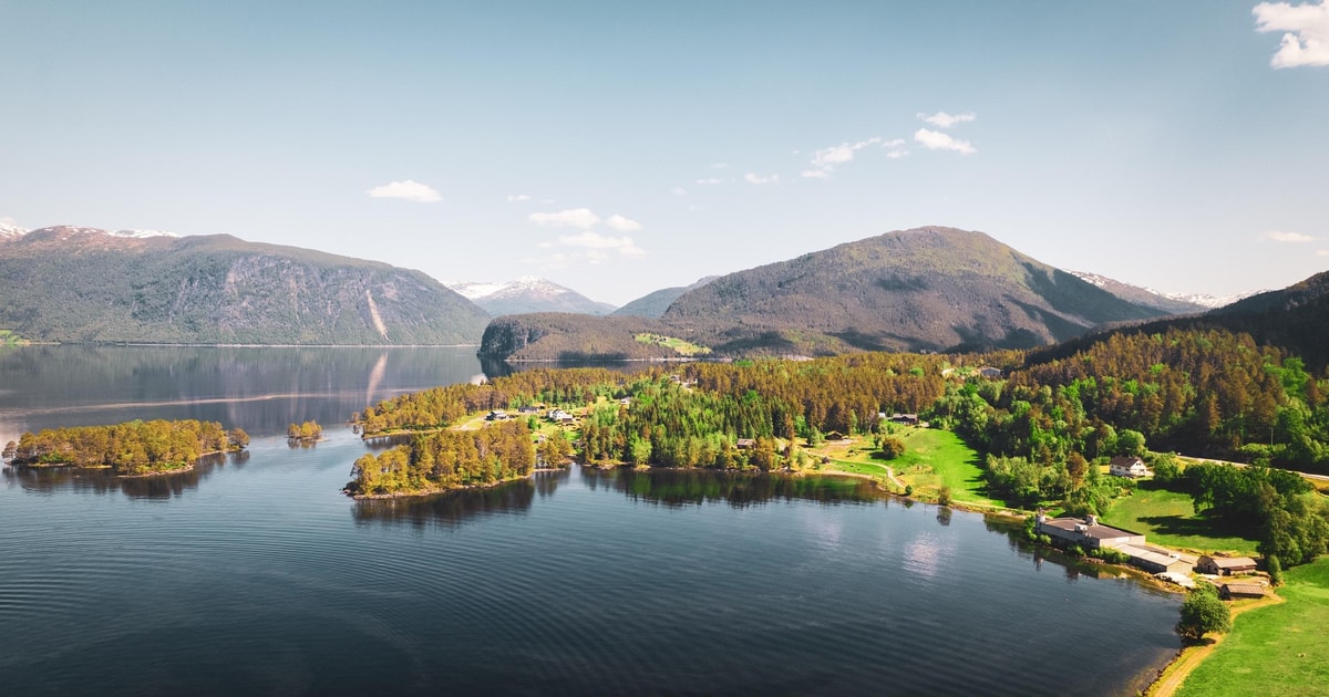 Olden: Ônibus do cais de cruzeiros de Olden para Hornindal | GetYourGuide