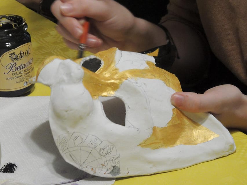 Venice: Mask-Making Workshop with Instructor | GetYourGuide
