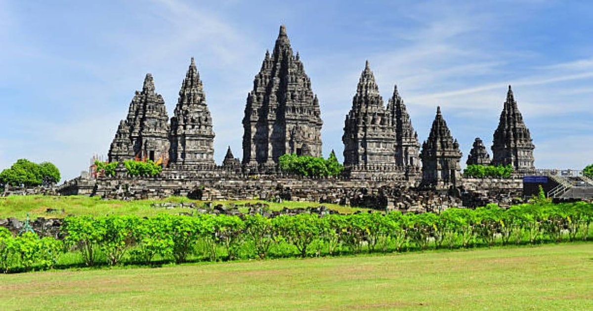 Yogyakarta; Prambanan-Tempel | GetYourGuide