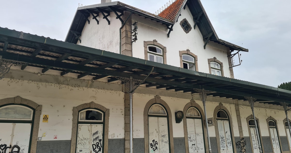 Visita guiada e caminhada na Linha do Corgo - Vila Real | GetYourGuide