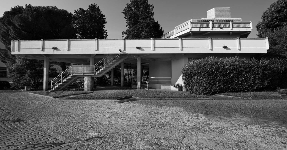 IVREA: Tour of the industrial city of the 20th century. UNESCO site ...