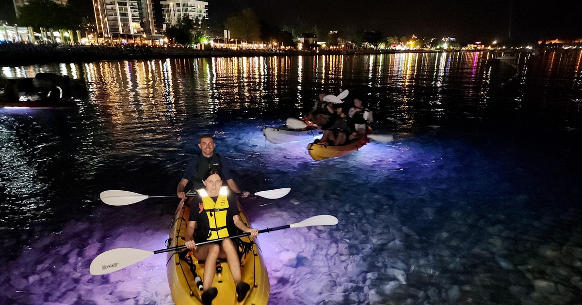Budva: tour serale di 2 ore in kayak e tavola da paddle | GetYourGuide