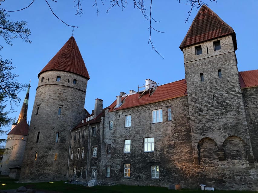 Cidade velha icônica de Tallinn | GetYourGuide