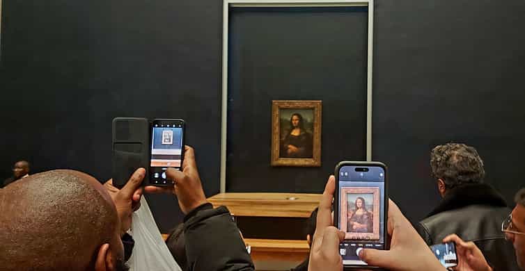 Paris: Louvre Museum Guided Tour of Famous Masterpieces | GetYourGuide