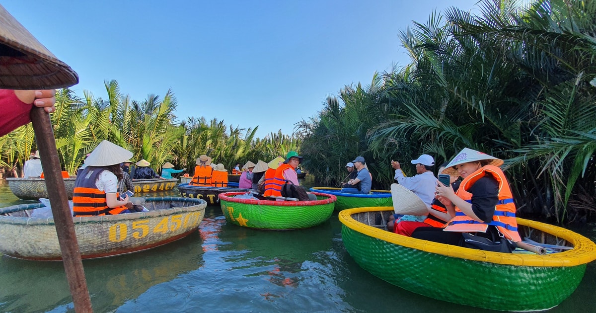 Da Nang: El pueblo de los cocos en barco cesto y el casco antiguo de ...