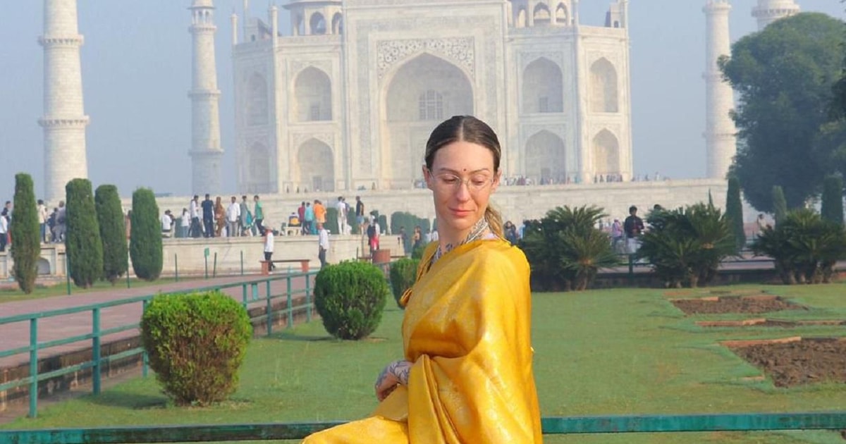 From Jaipur: Private Taj Mahal Sunrise, Baby Taj & Fort Tour | GetYourGuide