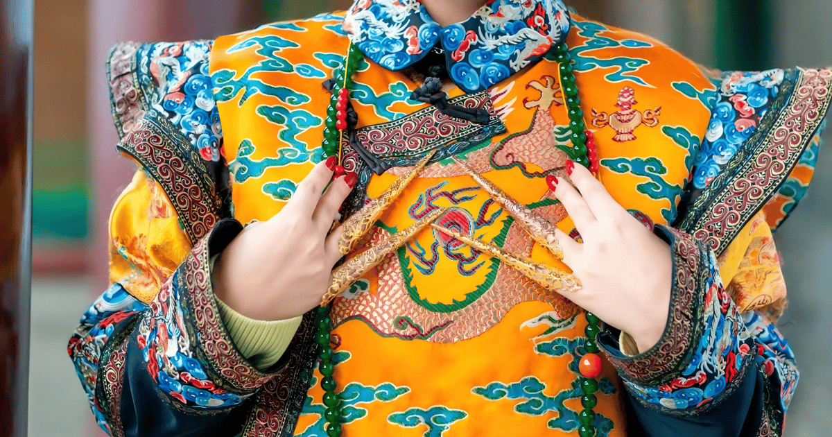 Beijing: Explore the Forbidden City in Hanfu | GetYourGuide