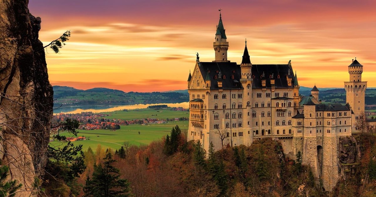 Neuschwanstein Castle No Wait Entry Ticket with Audio Guide | GetYourGuide