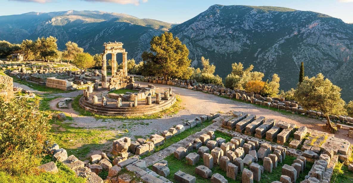 Atene: Tour privato delle Termopili, Delfi e Meteore con pasto ...