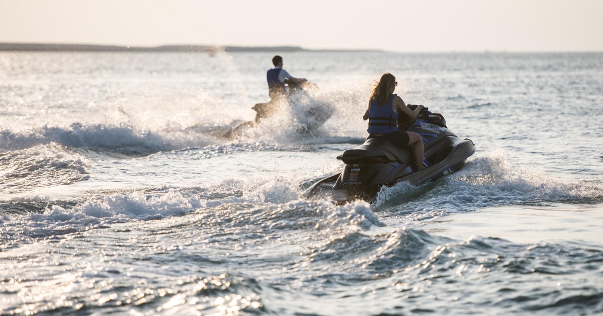 Jet Ski in Abu Dhabi | GetYourGuide