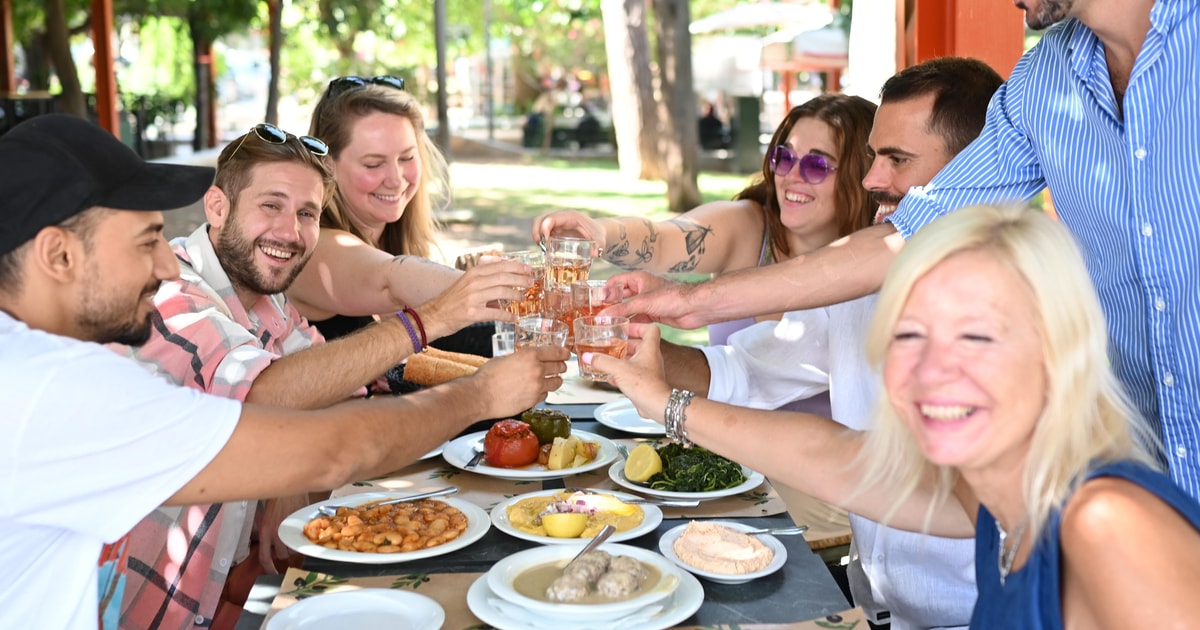 Atenas: Gastronomia fora dos circuitos habituais Sabores locais ...