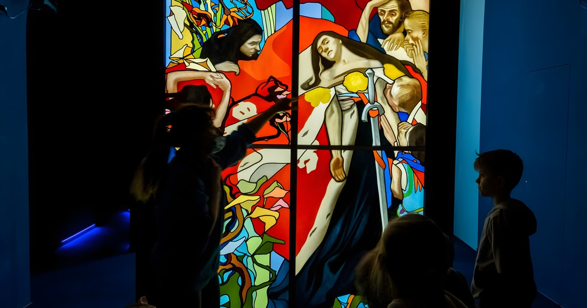 Krakow: Stained Glass Museum Tour & Workshop Experience | GetYourGuide