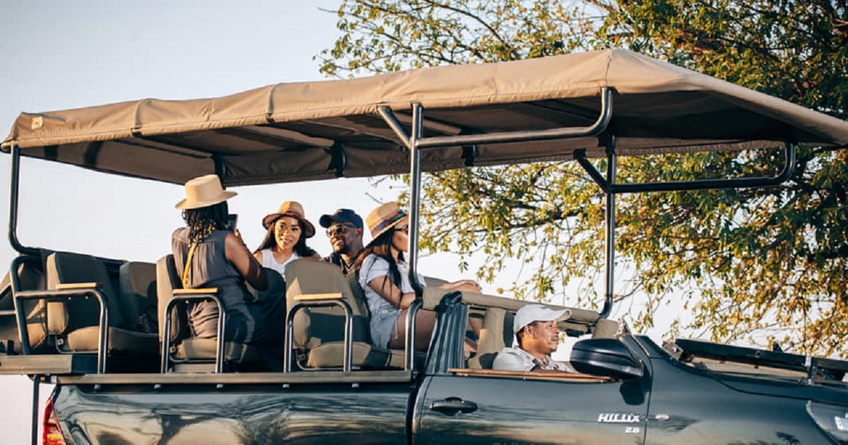 Safari por el Parque Nacional Zambeze AM /PM | GetYourGuide