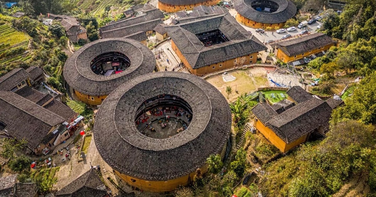 Au départ de Xiamen : site Tolou classé au patrimoine mondial de l ...