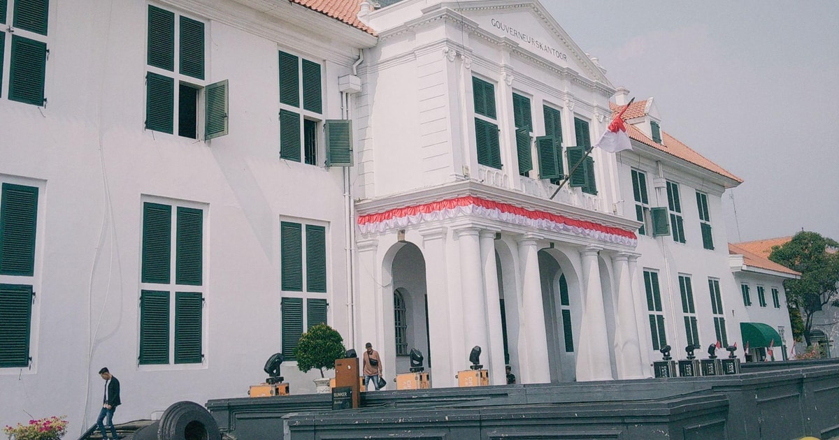 Jakarta City Tour: Discover the Vibrant Heart of Indonesia | GetYourGuide
