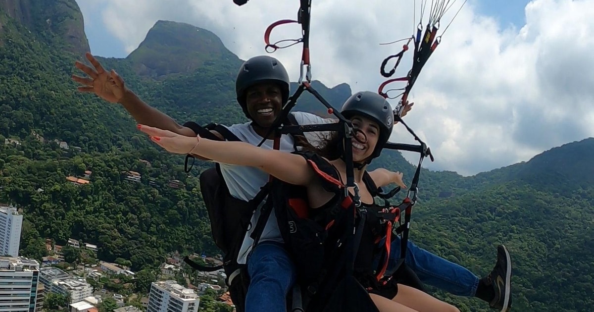 Rio de Janeiro: Tandemparagliding från Pedra Bonita Ramp. | GetYourGuide