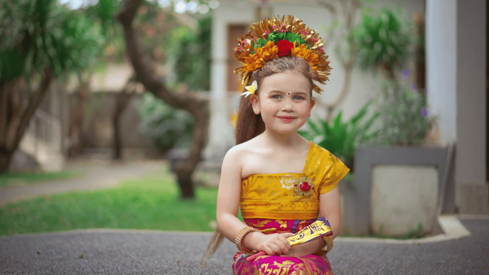 Bali: Balinesisk dragt i din bolig med fotografi | GetYourGuide