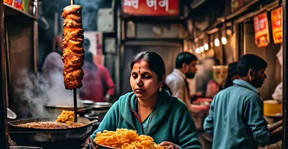Delhi: Old Delhi City Tour with Tuk-Tuk Ride and Street Food | GetYourGuide