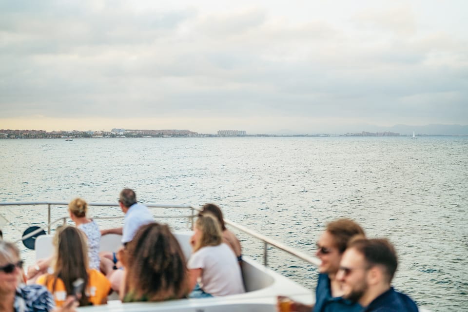 Valencia: Sunset Catamaran Cruise with Cocktail | GetYourGuide