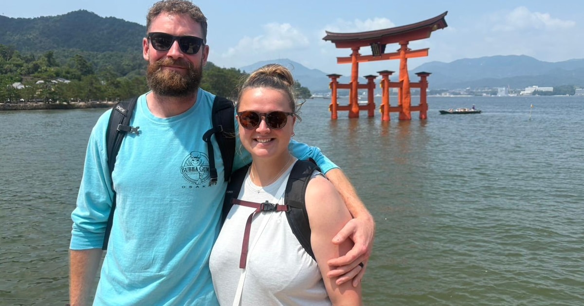 Miyajima: tour di 1 giorno con pranzo, templi e funivia | GetYourGuide